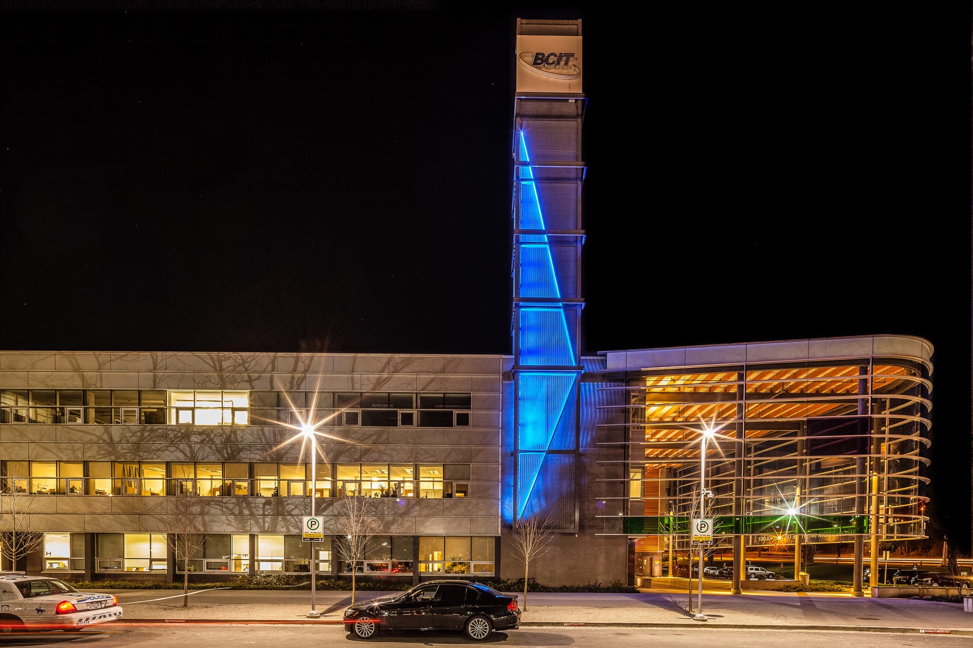 BCIT Gateway Sign Tower - CDM2